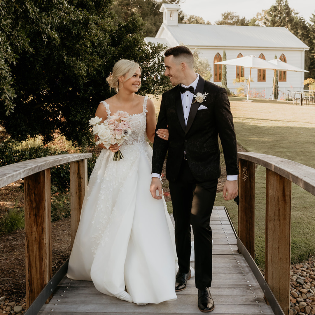 Georgie & James – Jessica Couture