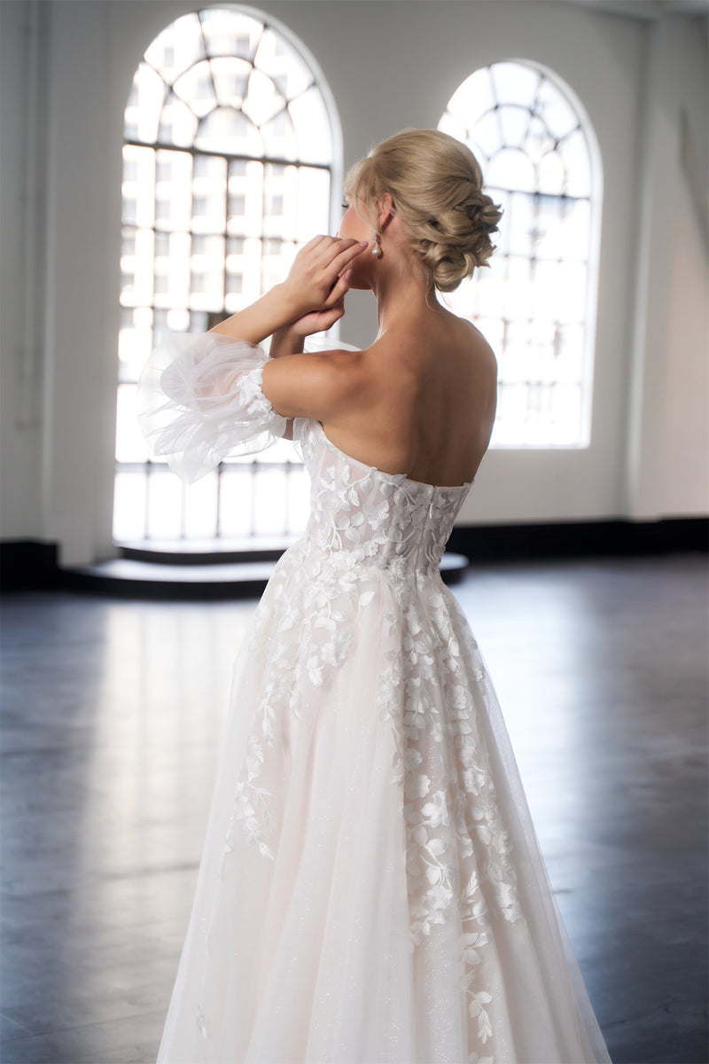 AMANDA – Jessica Couture